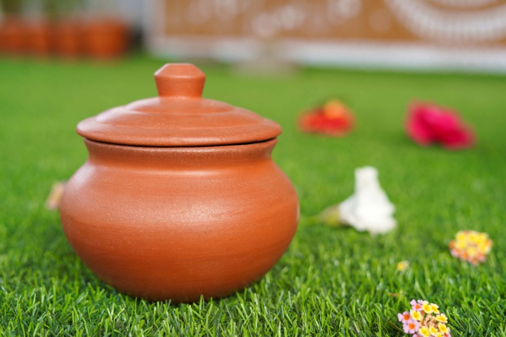 Clay Curd Pot with Cap (1.5LTR) – Parampara Bharat
